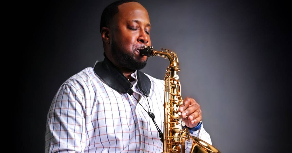 Vee Sax | Gig Heaven